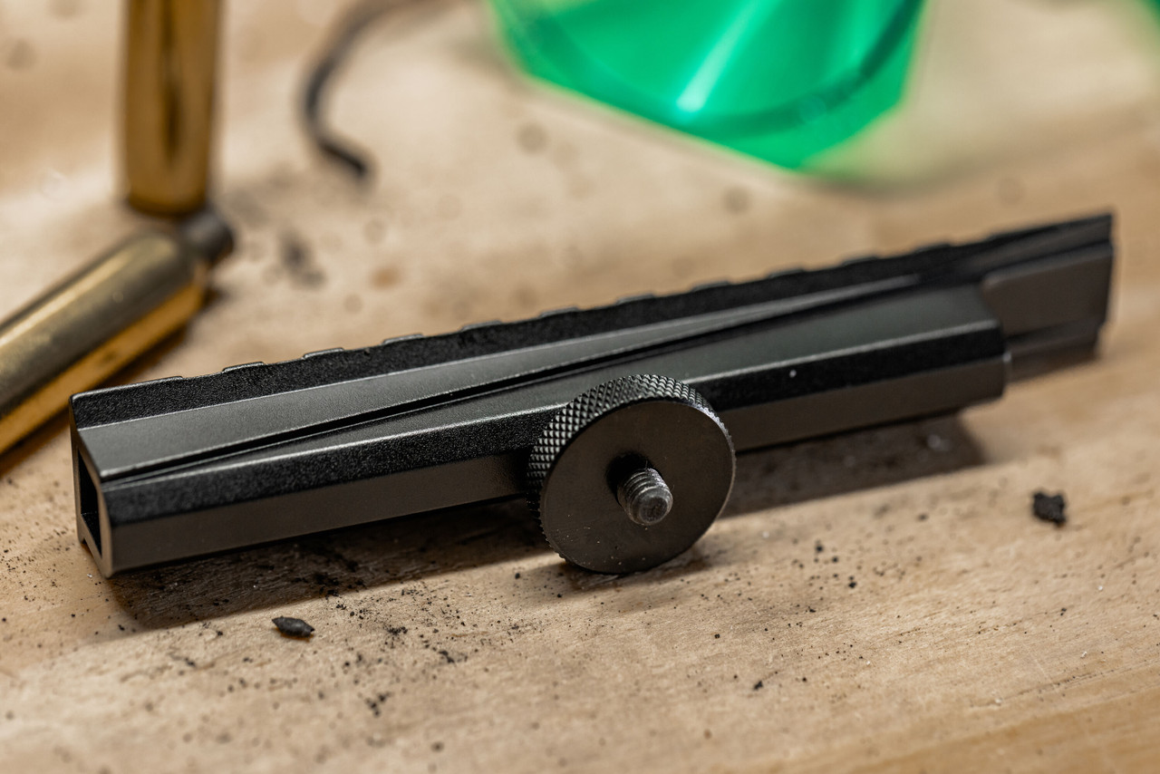 Enhance AR15 with Carry Handle Using Single Rail Mount System | Weaver