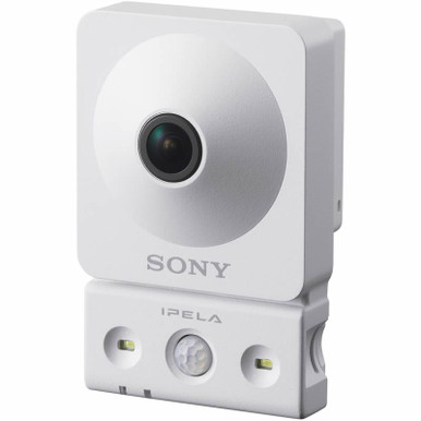 Sony SNC-CX600 network camera with HD 720p, 120° view and PoE