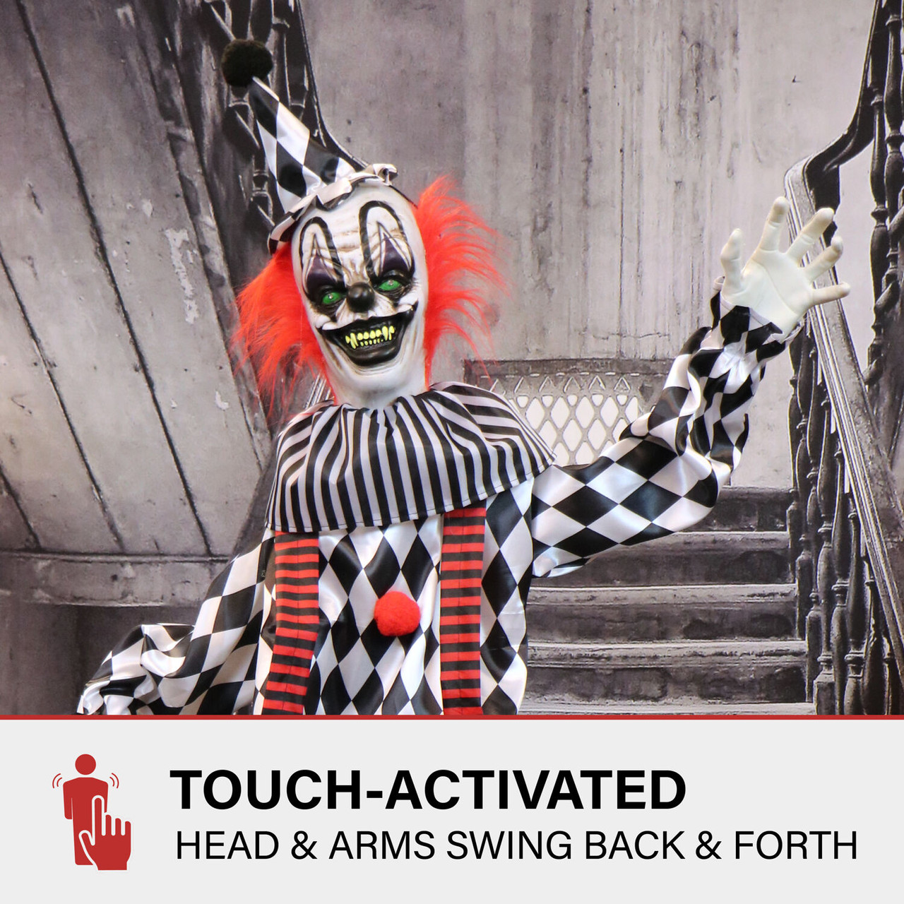 Haunted Hill Farm Animatronic Talking Clown on a Stage with Movement ...