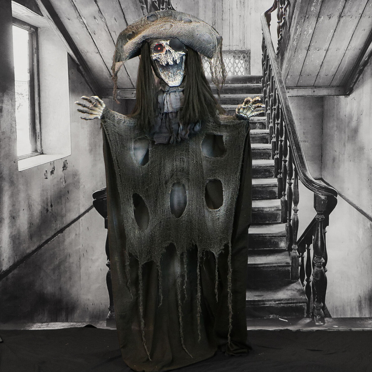 Haunted Hill Farm Captain Dreadful the Animatronic Shaking Pirate with ...