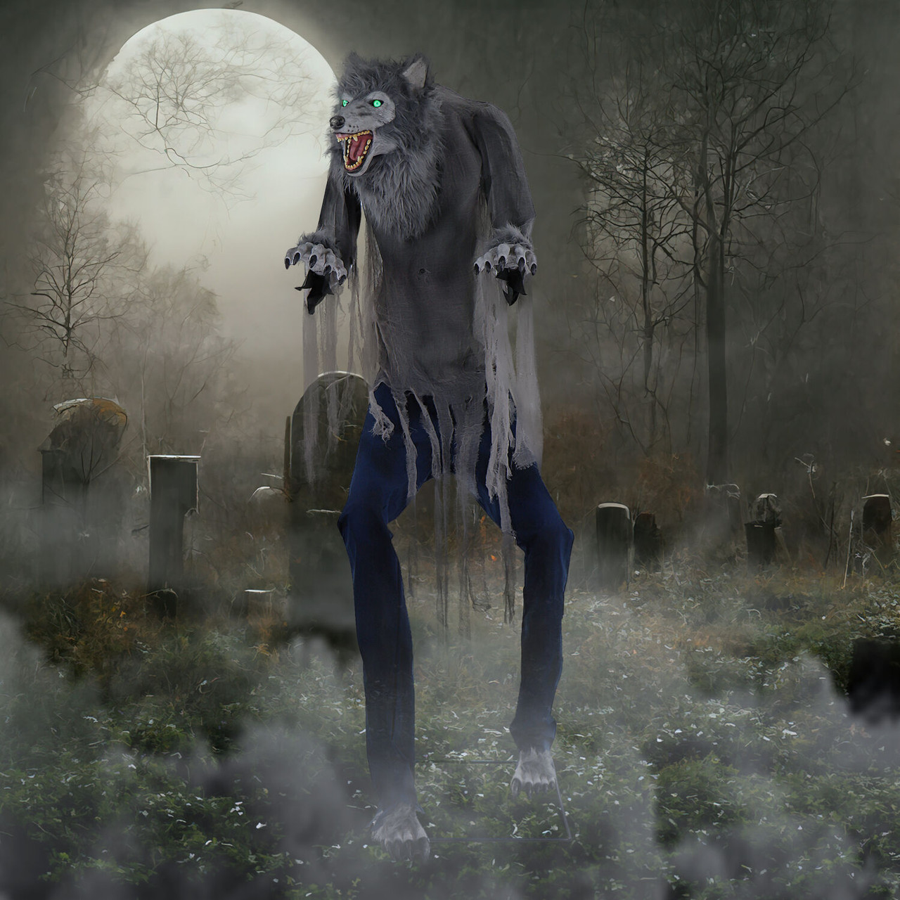 Haunted Hill Farm 7-Ft. Tall Motion-Activated Towering Werewolf by SVI ...