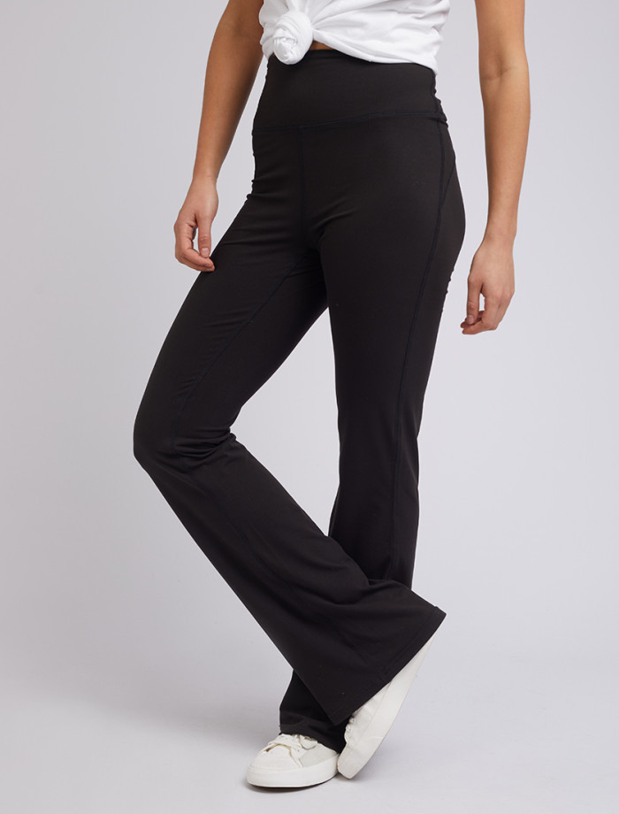 ACTIVE FLARE LEGGING - EVE Lithgow