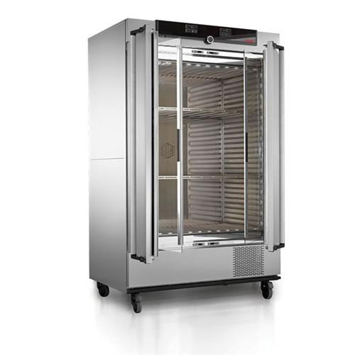 Memmert 110 Liter Compressor Cooled Incubator 115V Programmable