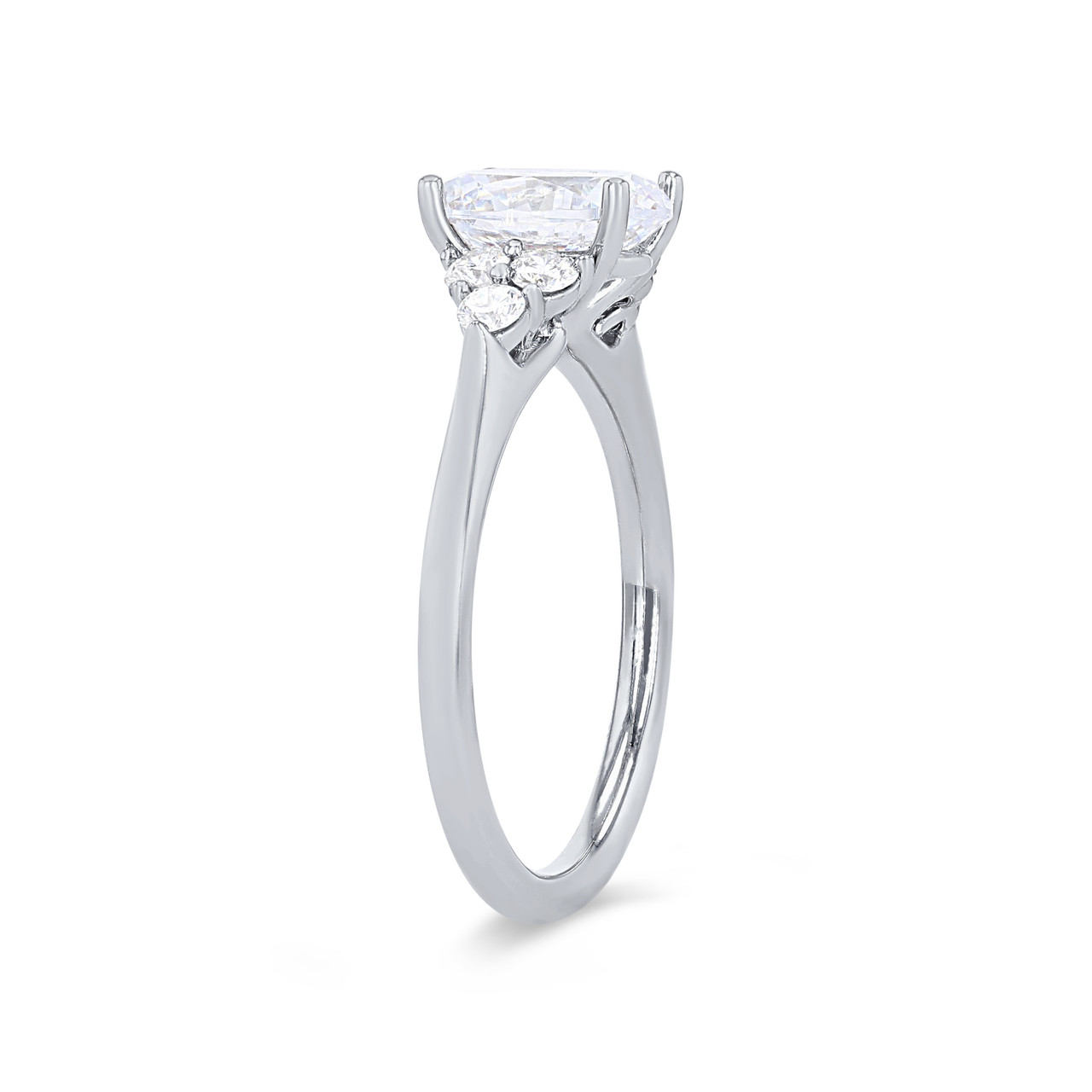 Diamond Cluster Engagement Setting by Sylvie