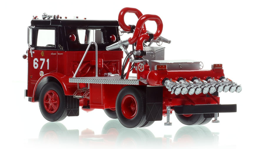 Fire Replicas Chicago Fire Department 1976 Mack MB Deluge Wagon 671