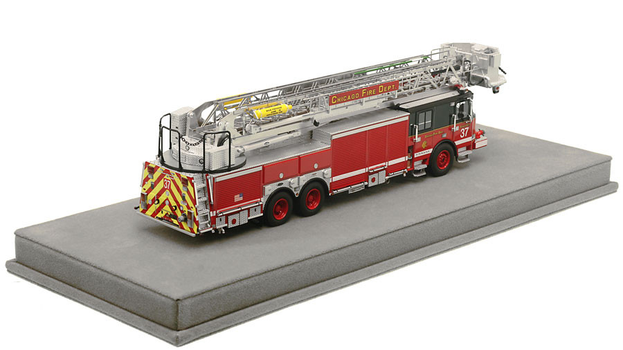 Fire Replicas Chicago Fire Department Tower Ladder 37 Scale Model