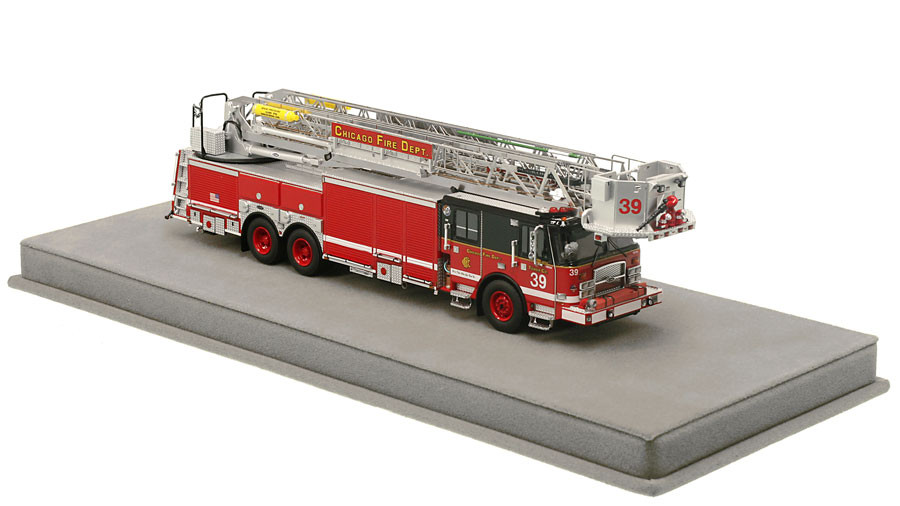 Fire Replicas Chicago Fire Department Tower Ladder 39 Scale Model