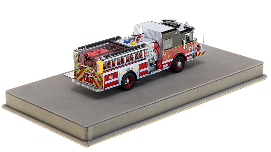 Fire Replicas Chicago Fire Department E-One Engine 71 Scale Model