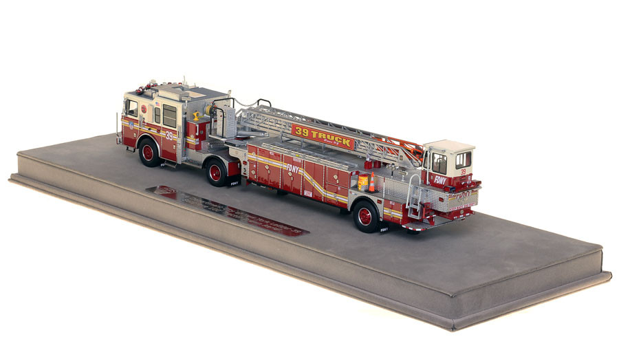 Fire Replicas FDNY Ladder 39 Scale Model