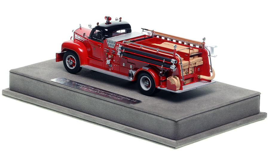 Fire Replicas Chicago Fire Department 1956 Mack® B95 Engine 15