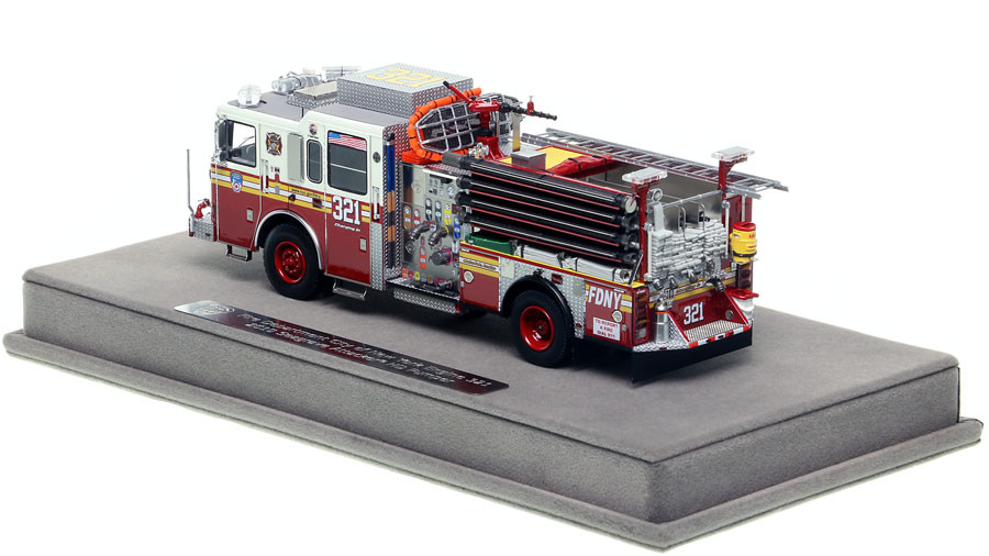 Fire Replicas FDNY Seagrave Engine 321 - Brooklyn Scale Model