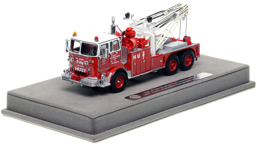 Fire Replicas City of Los Angeles Fire Department 1967 Crown Firecoach ...