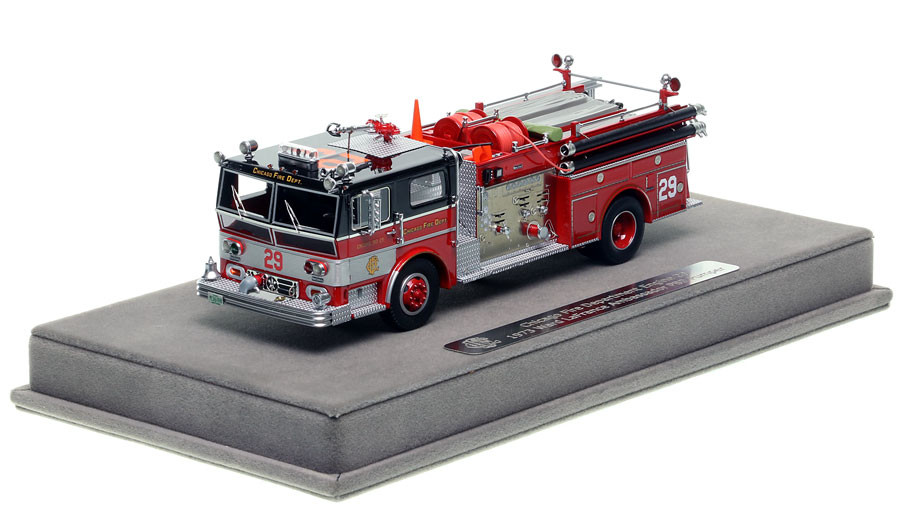 Fire Replicas Chicago Fire Department 1973 Ward LaFrance Ambassador P80 ...