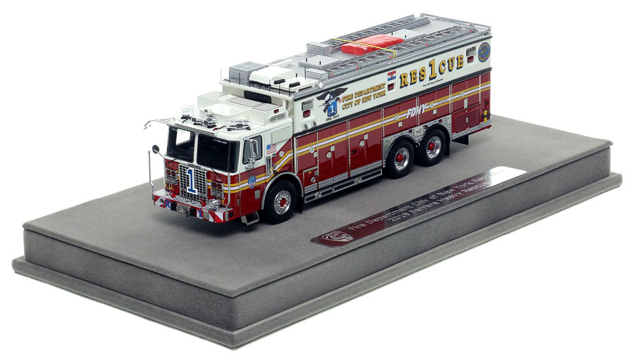 Fire Replicas FDNY 2019 Ferrara Rescue 1 - Manhattan