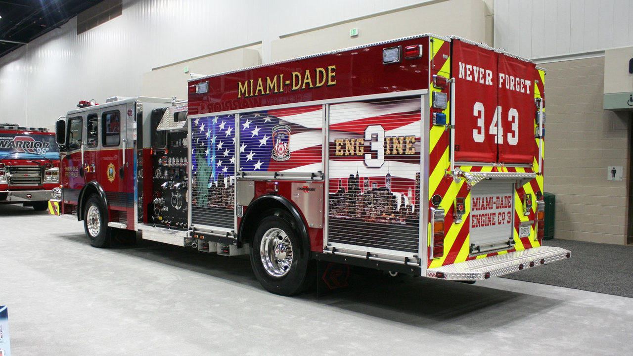 Fire Replicas Miami-Dade Fire Rescue Engine 3 - 9.11 Tribute Rosenbauer ...