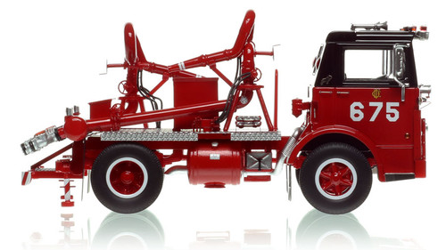 Fire Replicas Chicago Fire Department 1976 Mack MB Deluge Wagon 675