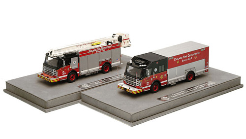 Fire Replicas Chicago Fire Department Rosenbauer Squad 2/2A Set Scale ...