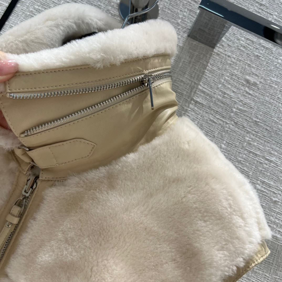Hermès Reversible long leather vest Ivory - BVPRIVE