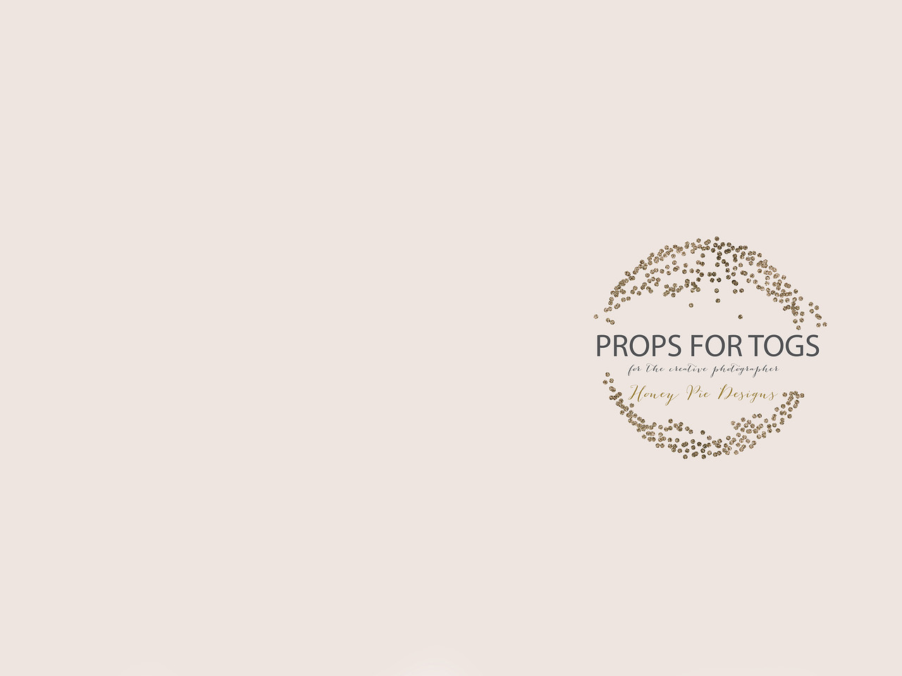 Garland Design - Props For Togs