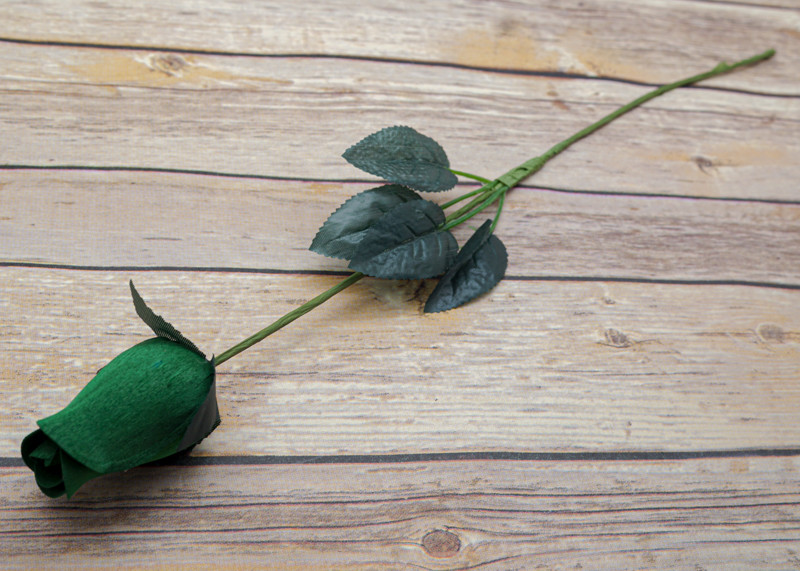 17" Green Wooden Roses - Pack of 6 - CB Flowers & Crafts