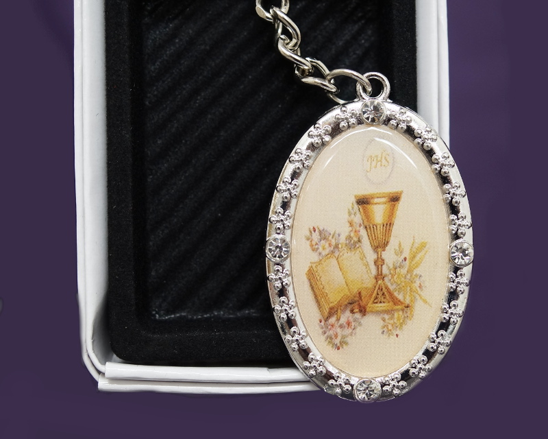 Oval JHS First Communion Rhinestone Keychain - Pack of 12 - CB Flowers ...