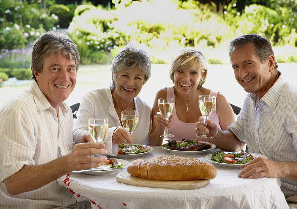 Outdoor Entertaining Essentials - PergolaKitsUSA.com