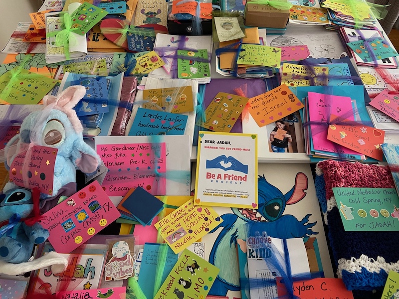 Be A Friend Project Saves Lives with Acts of Kindness - The Endless Skein