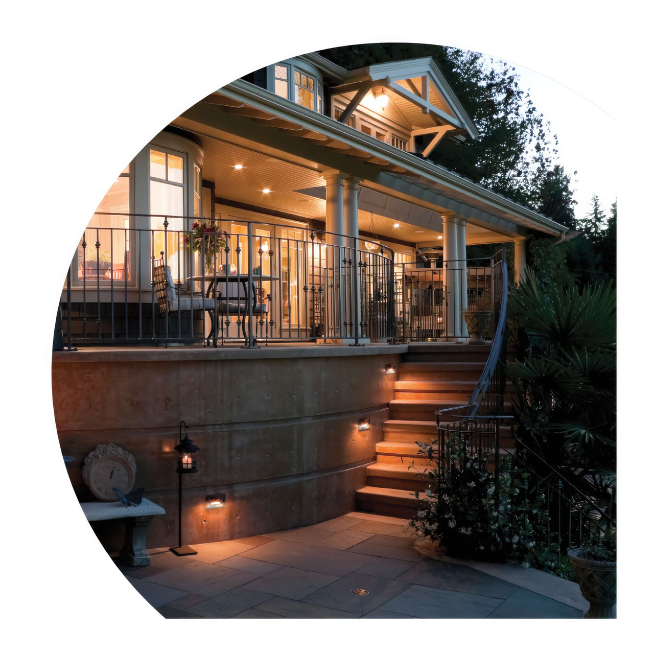 Nora Brick LED Step Light w/ Shroud Face Plate & Selectable-CCT