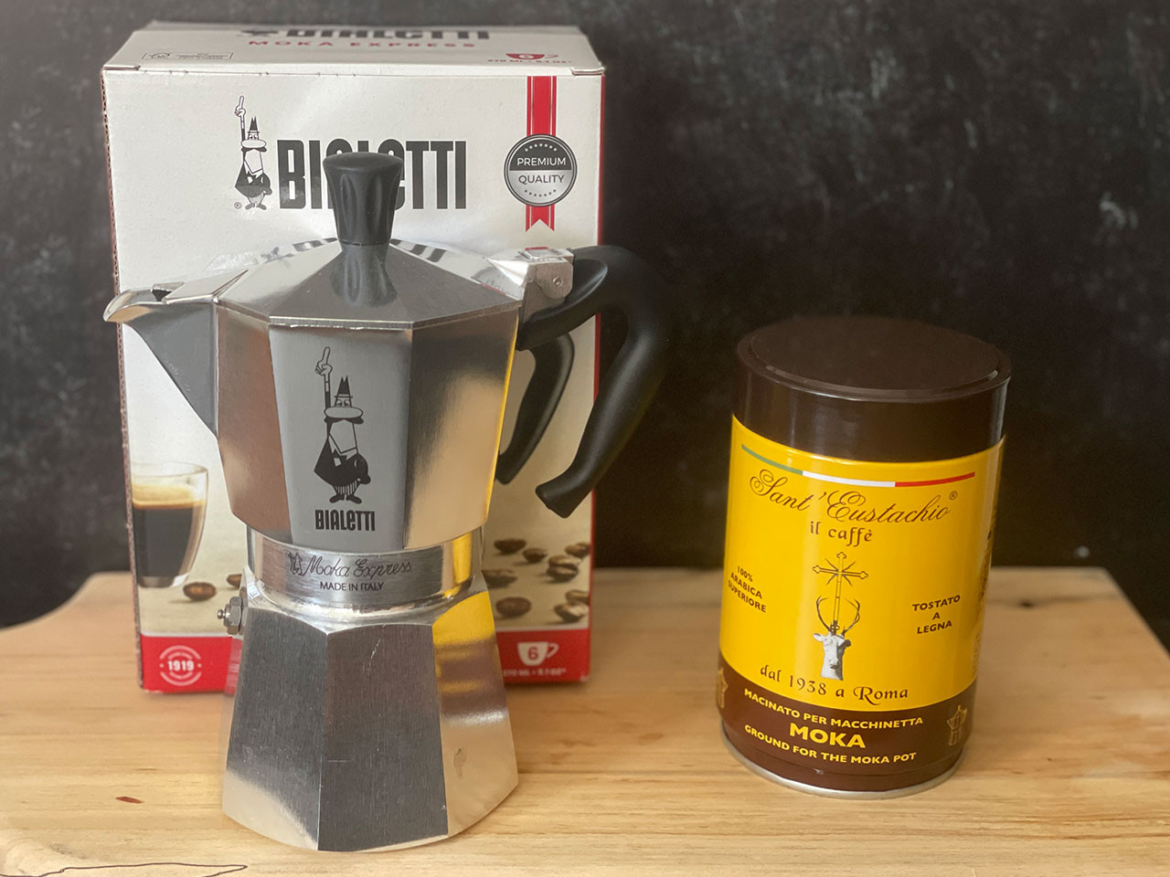 6 Cup Bialetti Moka Pot and Sant'Eustachio Coffee Tin Gift Set ...