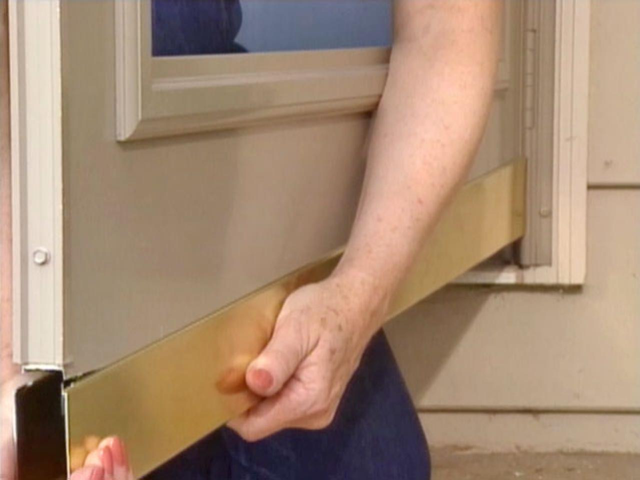 Brown Metal Expander with Sweep for 36" Door