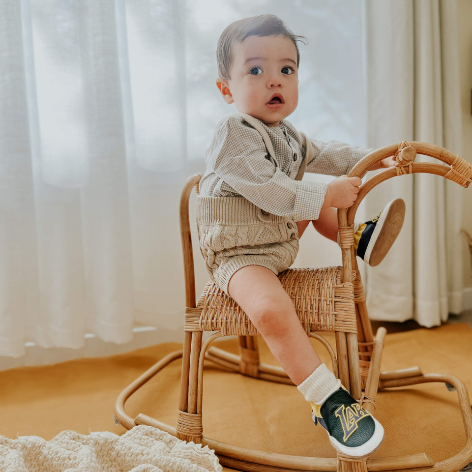 Robeez: Baby Shoes, Clothes & Socks for Infants and Toddlers
