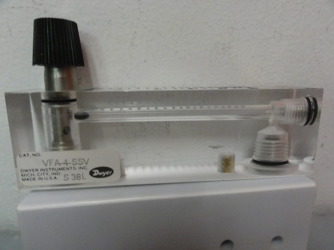 Dwyer Instruments VFA-4-SSV Flow Meter