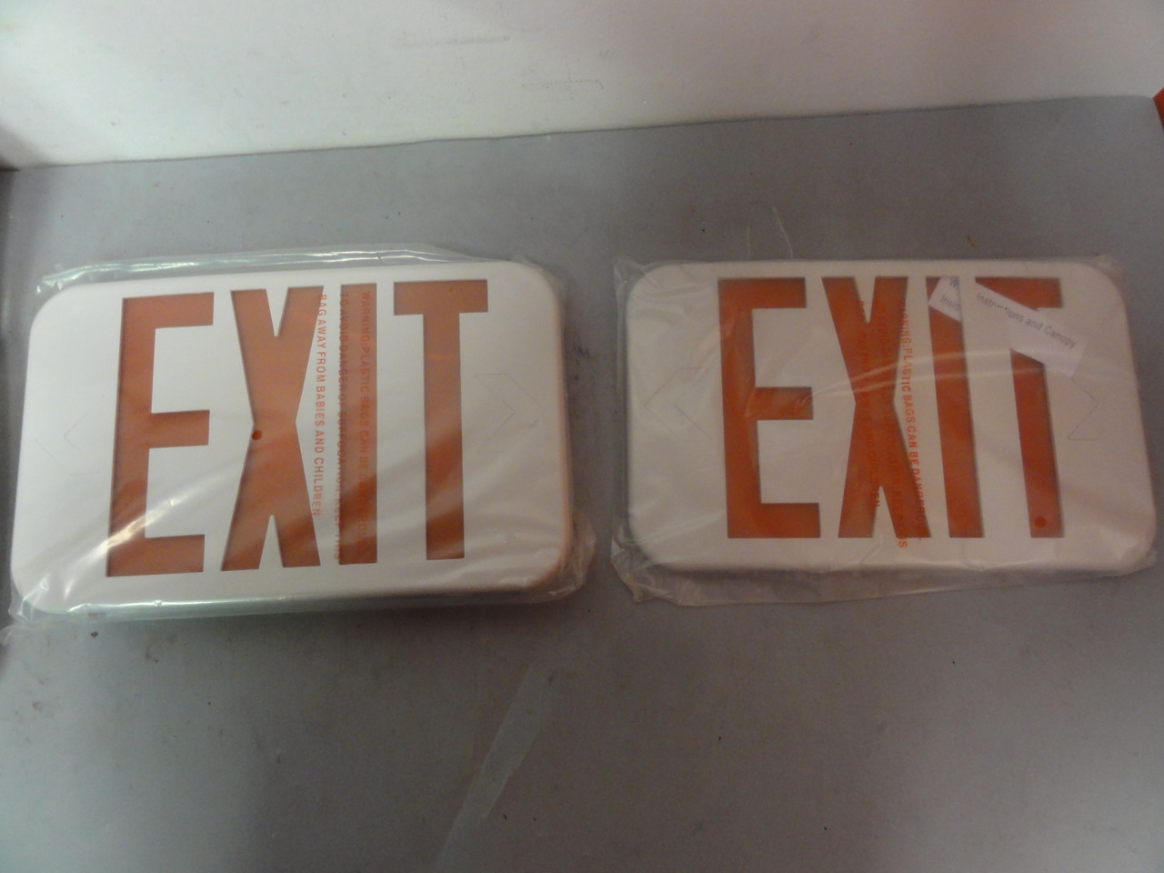 Cooper Lighting APX7R All-Pro Thermoplastic Exit Sign- Brand New (Open Box)