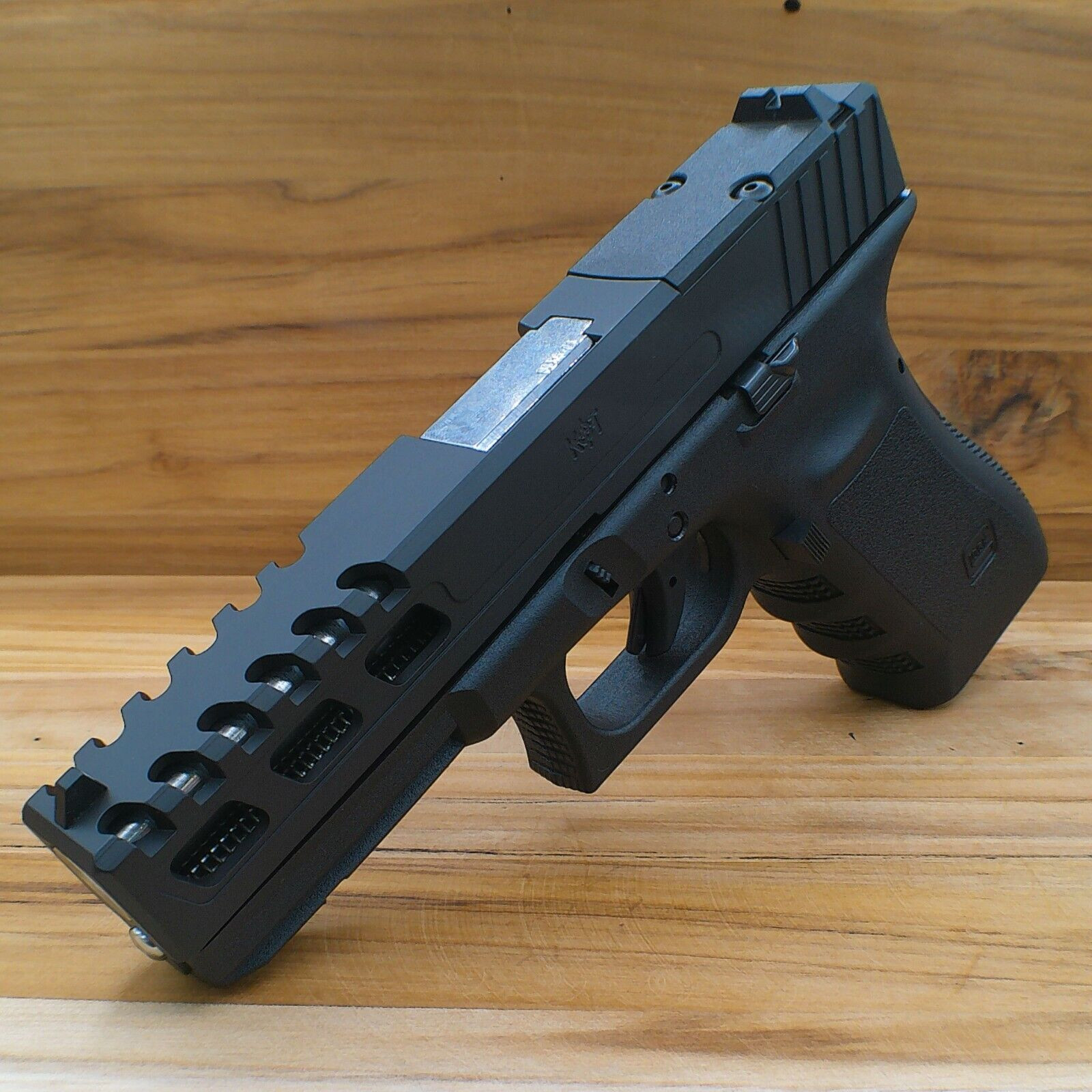 GLOCK 17 PATTERN SLIDE STYLE #8A COMPLETE ASSEMBLY WITH BLACK BARREL ...