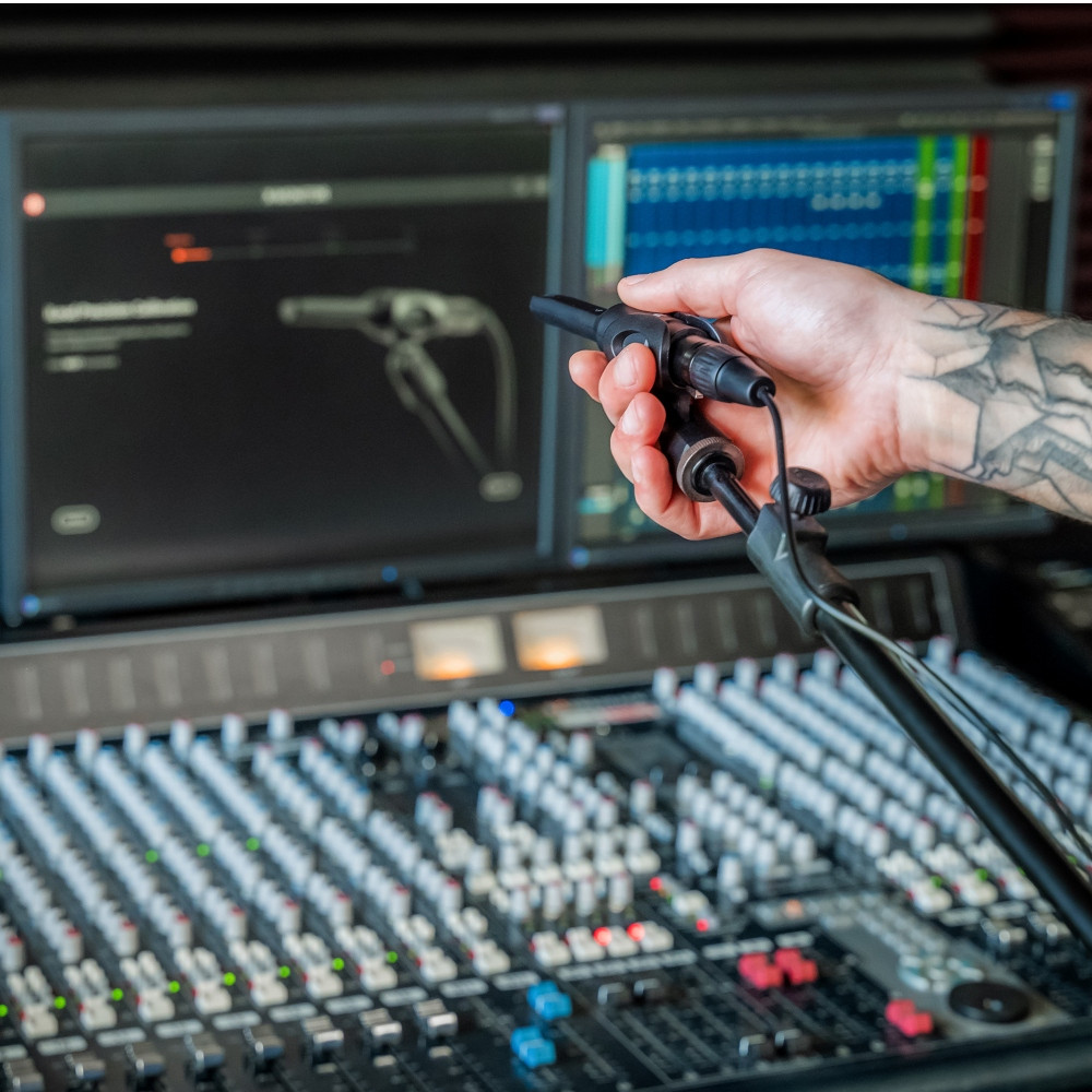 IK MULTIMEDIA iLOUD MTM MKII High Resolution Compact Studio Reference ...