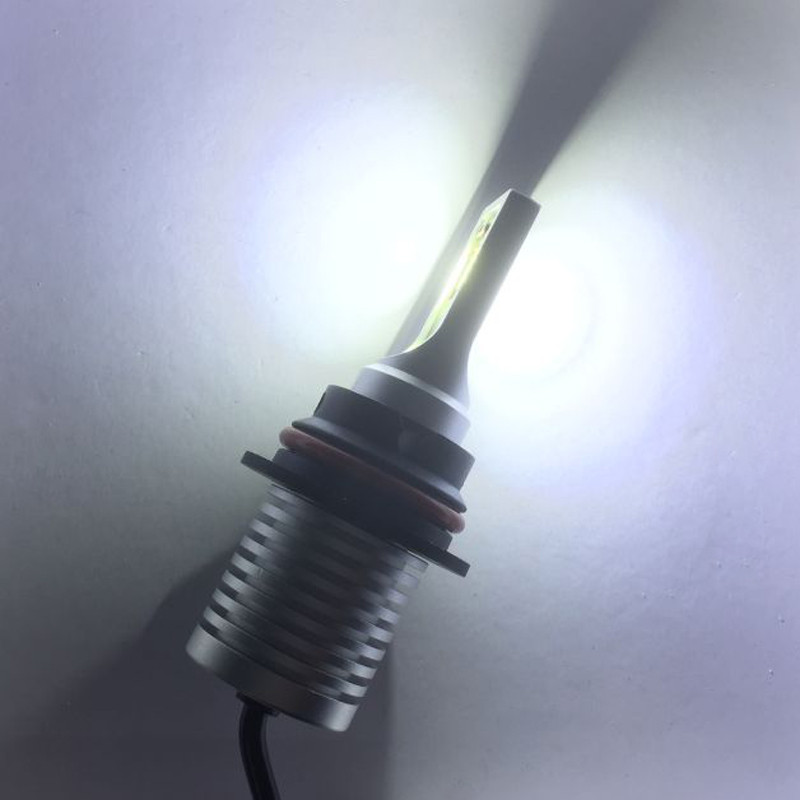 9007 H/L V10P 8000lm 30W fanless LED kit - HID Vision Canada