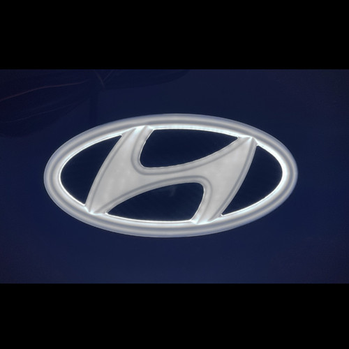HYUNDAI Dynamic Moving LED 19.5 x 9.6 cm LARGE Carbon Fiber Insert ...
