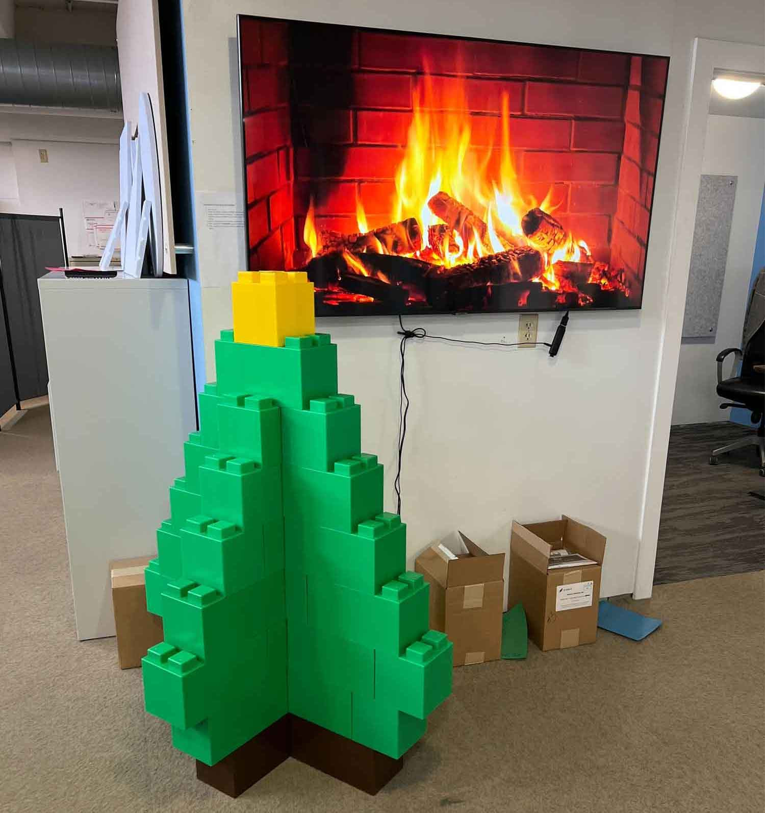 Giant Building Block Christmas Tree | EverBlock