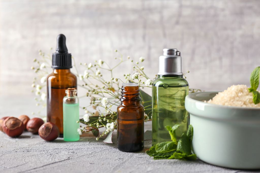 4 Best Natural Perfumes to Add to Your Collection - Surrender to Chance