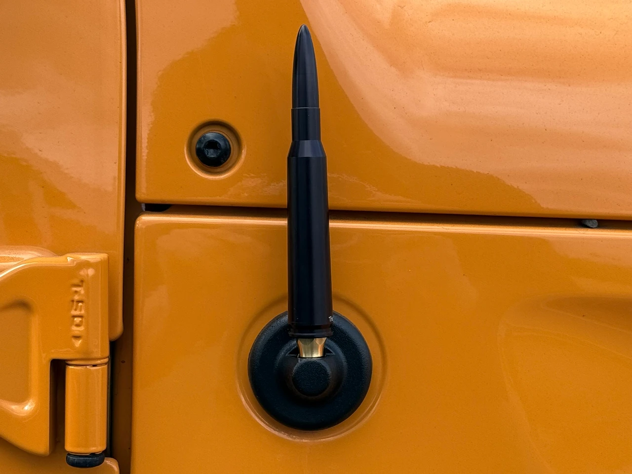 The Stubby Antenna for Jeep Gladiator JT 2020 to 2025 Bullet