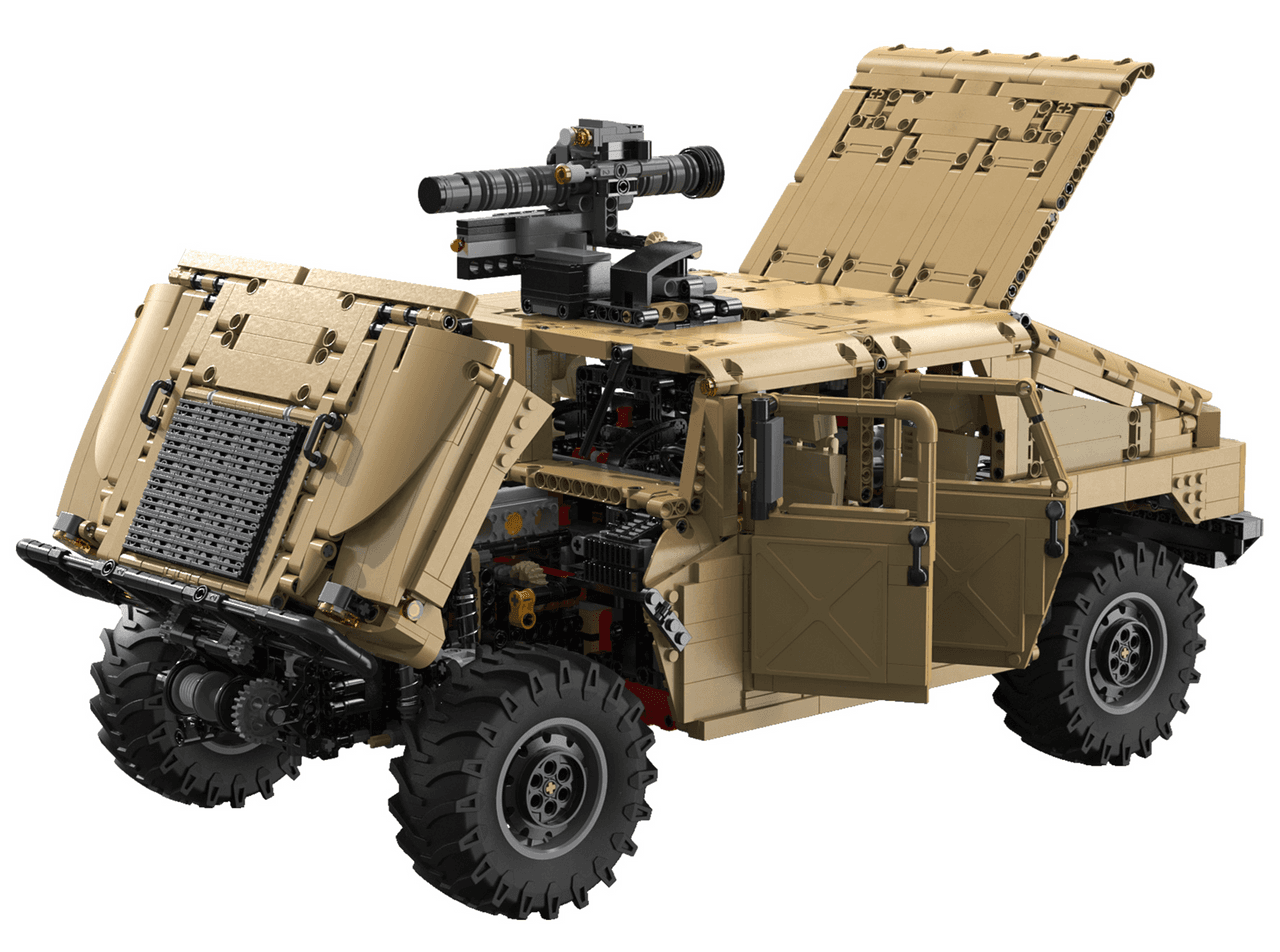 CaDA 1/8 Hummer Humvee - Wonderland Models | C61036W | £189.99