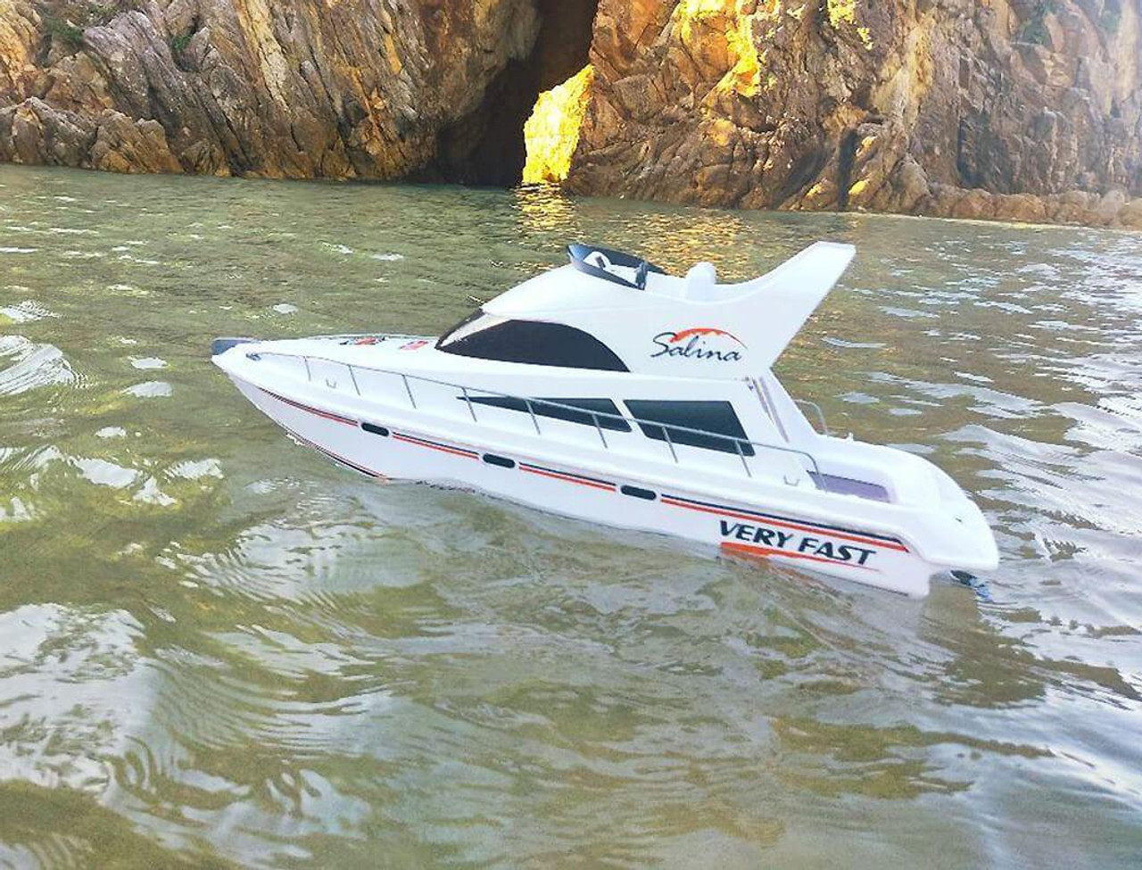 Heng Long Salina 2Ch Powered Yacht 2.4Ghz RTR RC Boat - Wonderland Models | HL3867 | £89.99