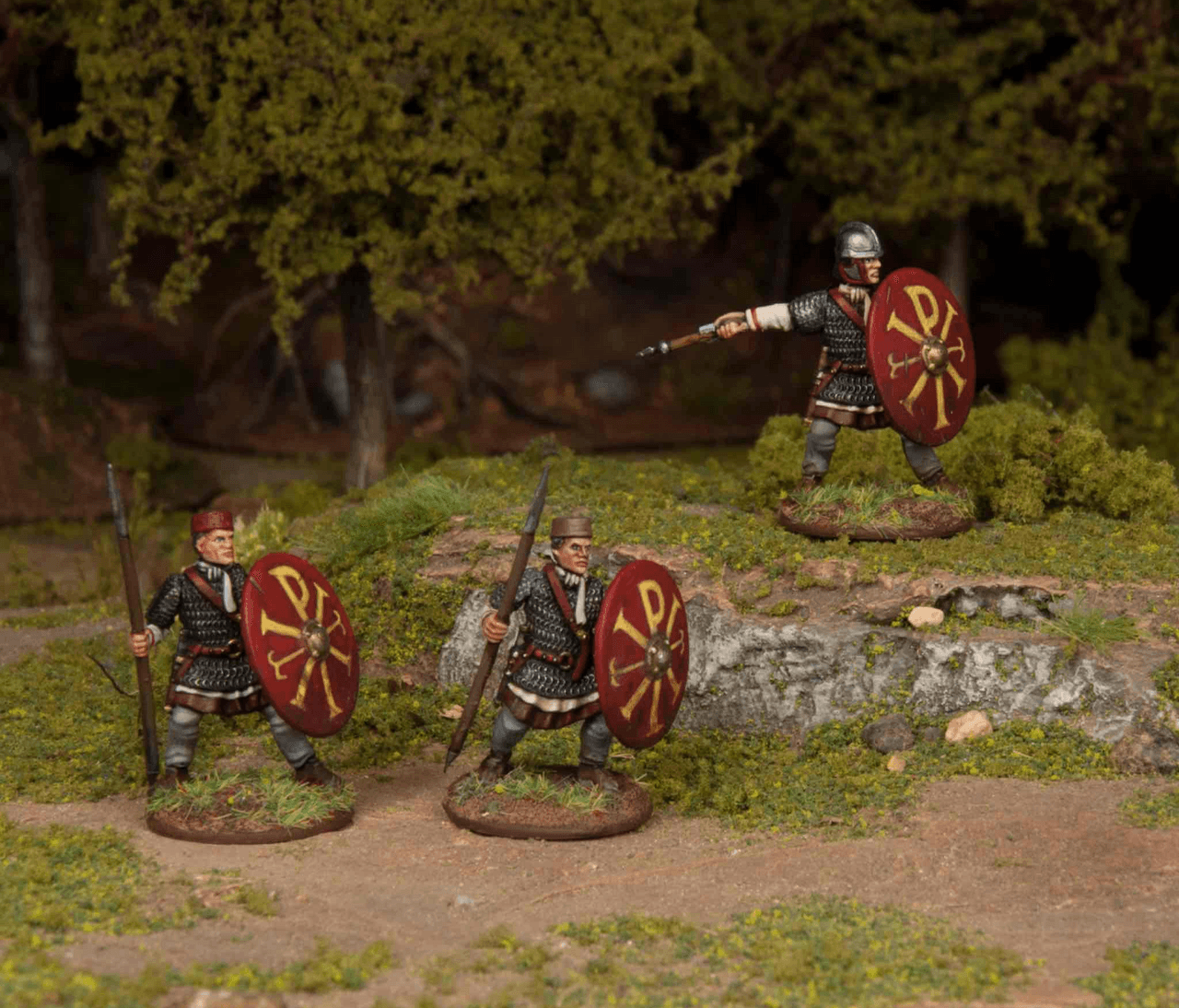 Wargames Atlantic 28mm Decline and Fall - Late Roman Legionaries Set 1 ...