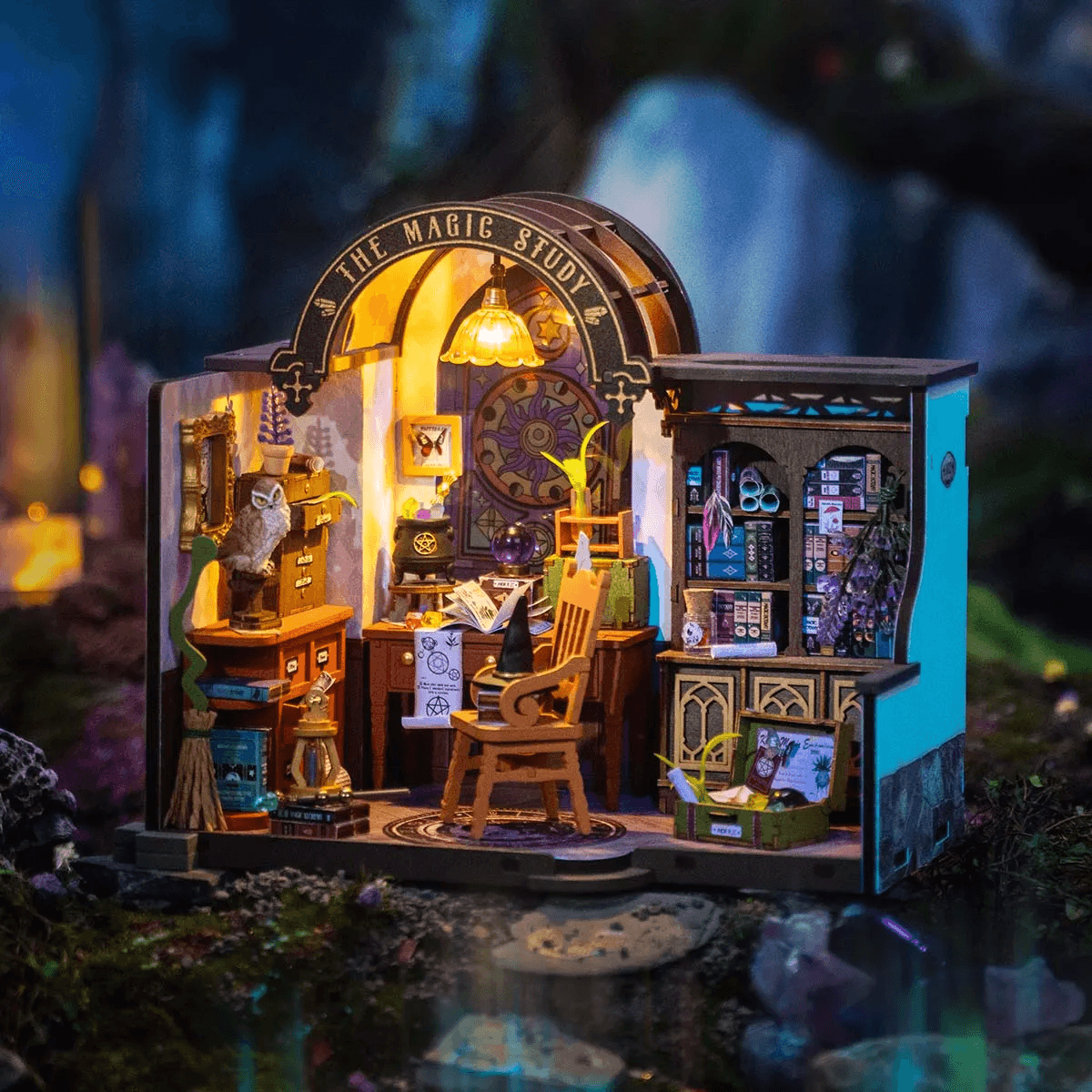 Rolife Magic Study Wooden Diorama Kit - Wonderland Models | DG166 | £39.99