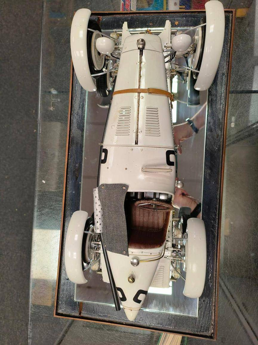 Pocher 1/8 Alfa Romeo 8C 2300 Monza Muletto Ready Assembled ...