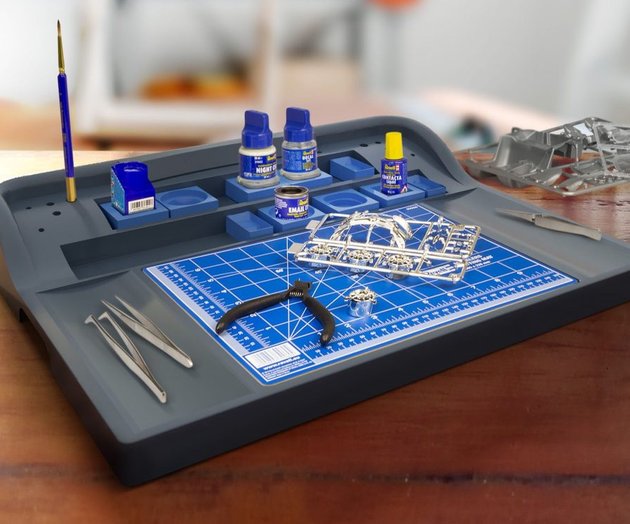 Modelling Work Stations - Wonderland Models