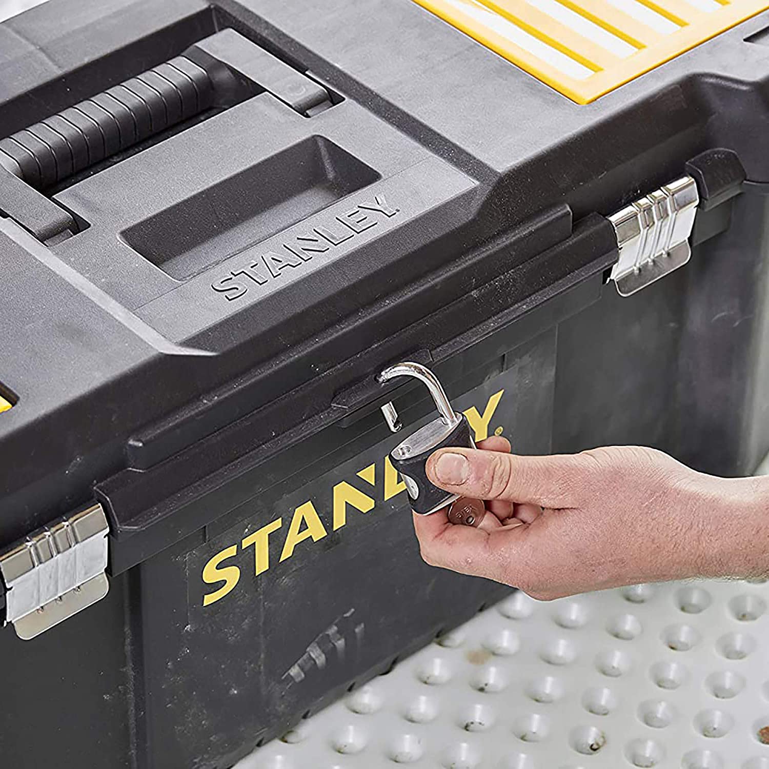Stanley STST82976-1 26 inch Essential Tool box | Selffix DIY