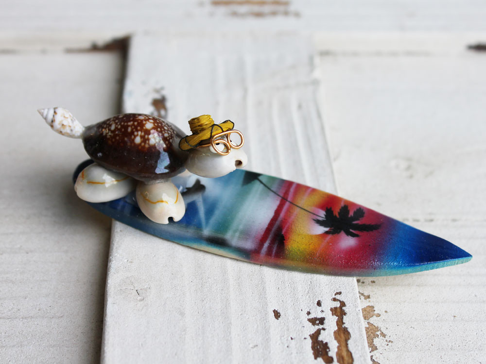 Large Surfin Turtle with Color Surfboard - Sea Shell Novelty - Beach ...