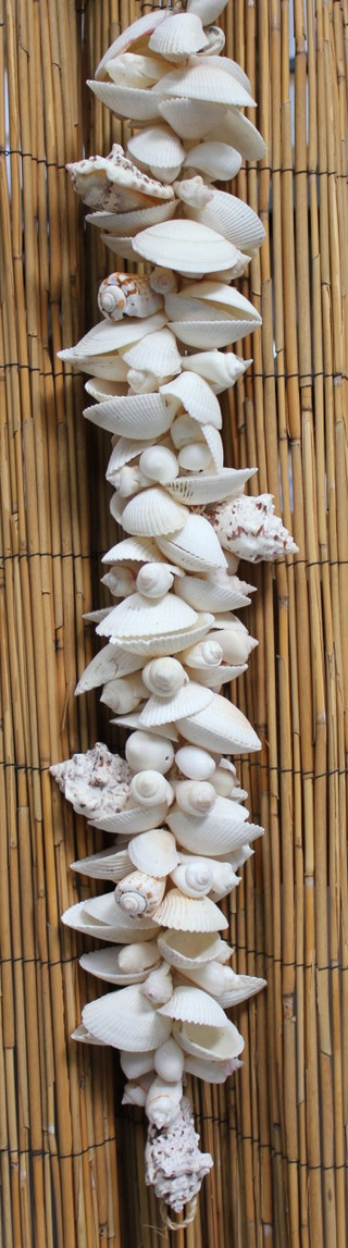 Driftwood & Seashell Cluster Garland - Beach Cottage & Coastal Decor