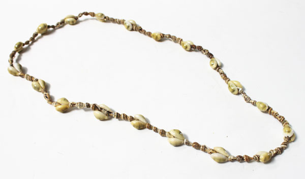 Deluxe Seashell Leis with Nassa & Cowrie Shells - Shell Lei - Beach ...